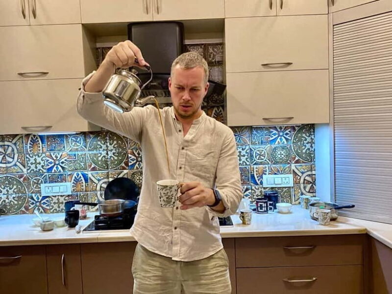 Chai Master Class - Savor Food in an Indian Family Home - A Breakdown of the Experience