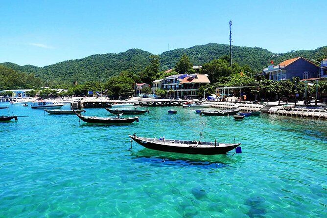 Cham Island Snorkeling Day Trip from Da Nang or Hoi An - The Food and Local Flavor