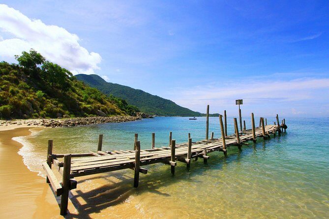 Cham Island Tour Snorkeling -Sunbathing - Nice Beach - Speedboat - Introduction