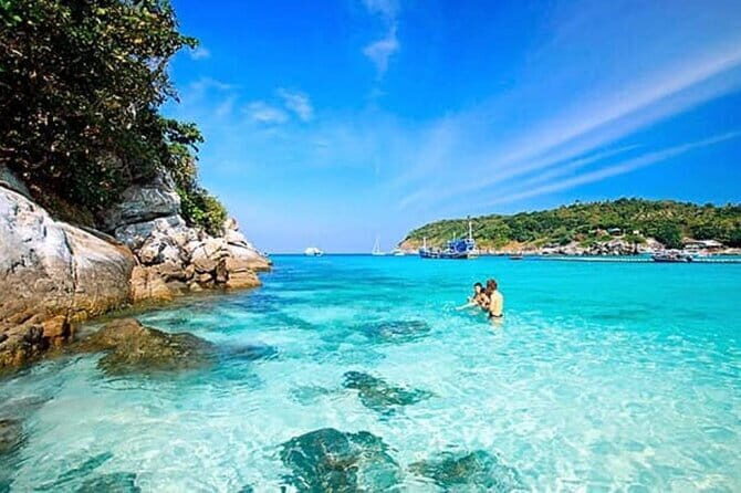 Cham Islands Snorkeling Trip by Speedboat from Hoi An/DaNang - A Good Introduction to Cham Islands
