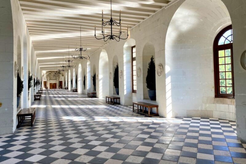 Chambord, Chenonceau, Da Vinci Castle Tour from Paris - The Bottom Line