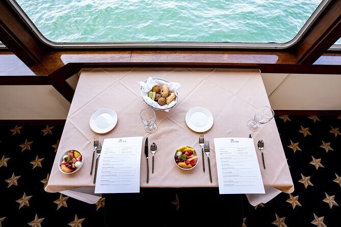 Champagne Brunch Buffet - Summary & Who It’s Best For
