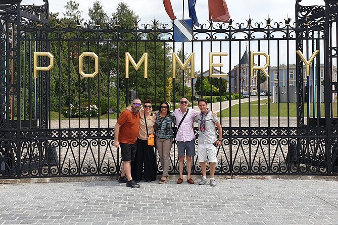 Champagne Day tour with Veuve Clicquot and 2 other big wineries - FAQs