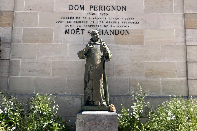 Champagne Private Guided Full-Day Trip Moët & Veuve Clicquot - The Experience in Detail