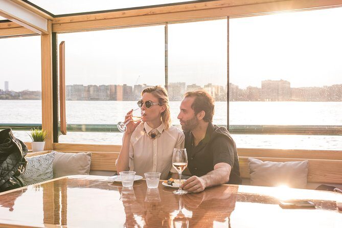 Champagne, Wine and Cheese Pairing Sightseeing Cruise - A Detailed Look at the Experience