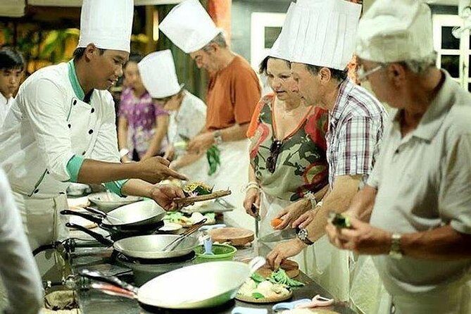 Champey Cooking Class with Professional Guide - Key Points