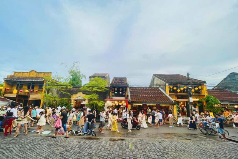 Chan May Port : Scenic Shore Tour via Hai Van Pass & Hoi An - Key Points