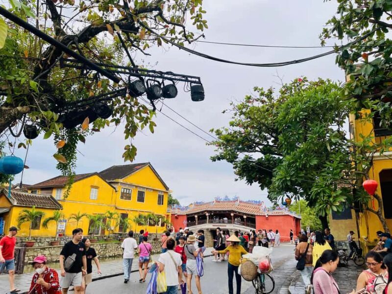 Chan May Port : Scenic Shore Tour via Hai Van Pass & Hoi An - An In-Depth Look at the Tour