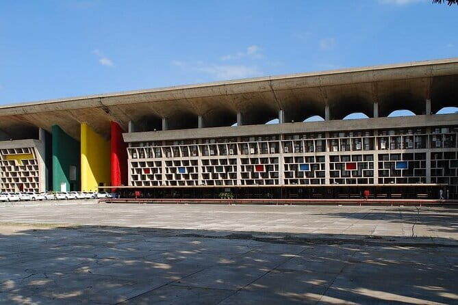 Chandigarh Museum Tour with Tuk Tuk ride - Transportation and Group Dynamics