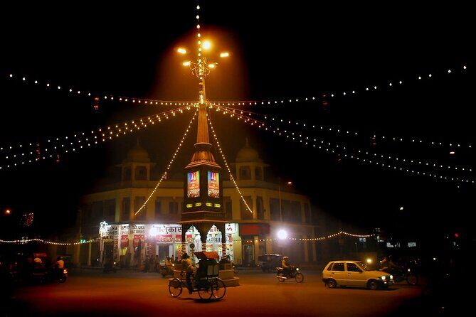 Chandigarh Nightlife Tour with shopping and food tasting - The Chandigarh Nightlife Tour: A Detailed Breakdown