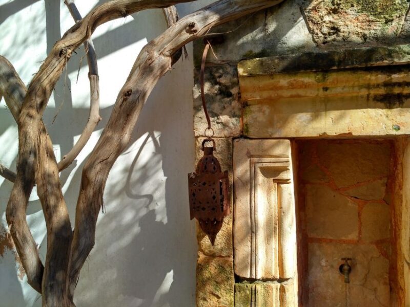 Chania Old Town: Artisans & Sightseeing Walking Tour - Key Points