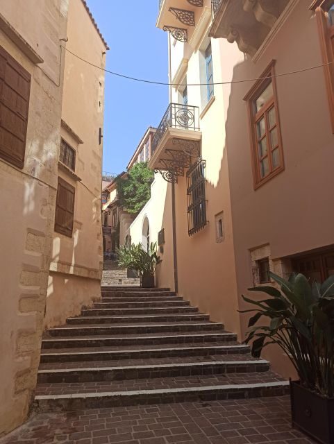 Chania Old Town: Artisans & Sightseeing Walking Tour - A Detailed Look at the Chania Old Town Artisans & Sightseeing Tour