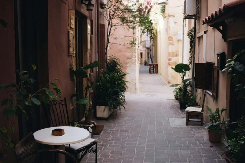 Chania: Sunset Stroll with Free Time in the Old Town - Key Points