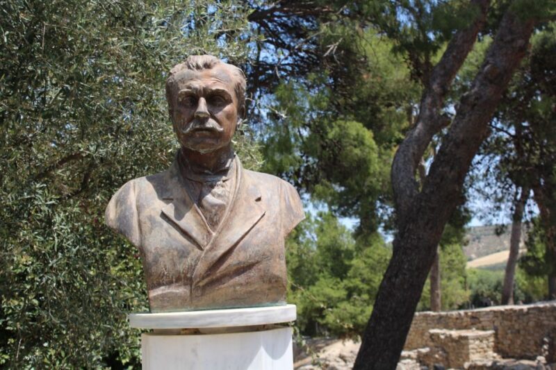 Chania to Knossos Palace- Heraklion City Private Guided Tour - Exploring the Ancient Minoan Site: Knossos Palace