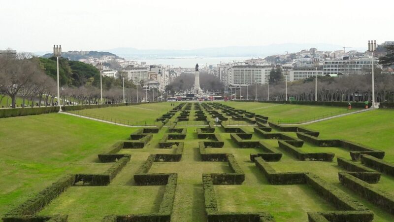 Chaparru's Lisbon Essentials 5 H Tuk Tuk Tour - Practical Value and Considerations