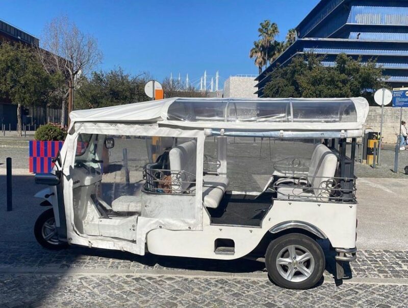 Chaparru's Tours_Lisbon:2-hour sightseeing tour by TukTuk - FAQs