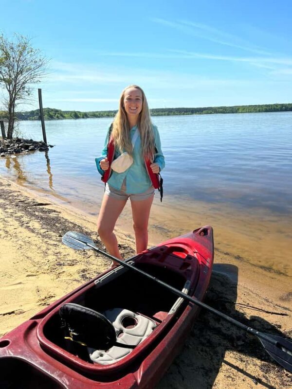 Chapel Hill: Jordan Lake Kayak Rental - An In-Depth Look at the Jordan Lake Kayak Rental Experience