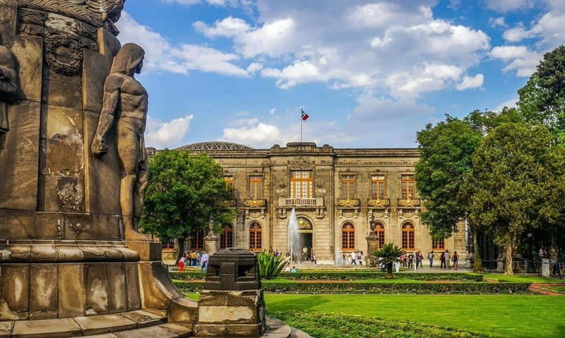 Chapultepec Castle Tour: Explore the Luxurious Chambers - An In-Depth Look at the Experience