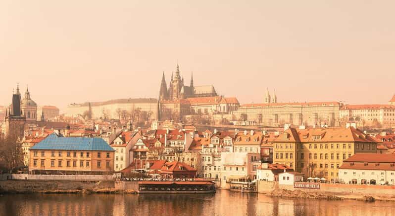 Charles Bridge and Prague Castle Walking Tour - Key Points