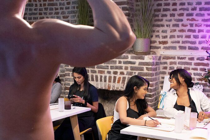 Charleston Champagne Figure Drawing Experience with Male Model - The Itinerary and What to Expect