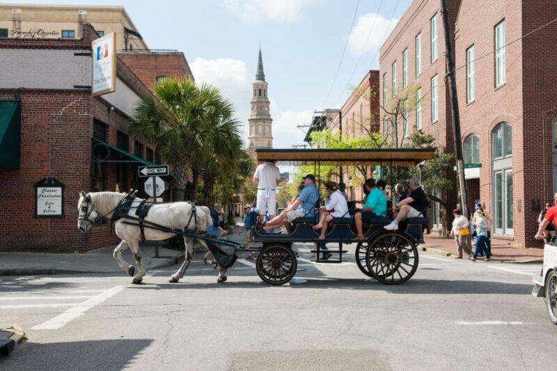 Charleston: Haunted Horse-Drawn Carriage Evening Tour - What to Expect During the Tour