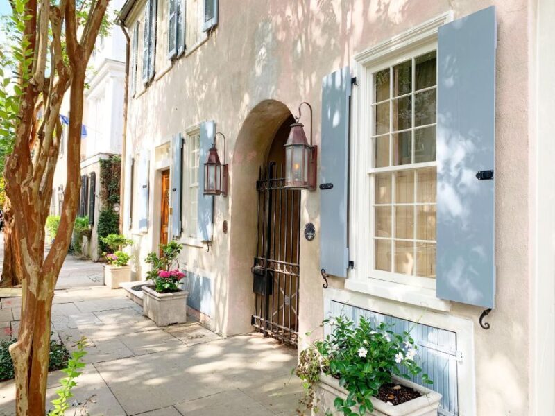 Charleston: Hidden Alleys and Historic Sites Walking Tour - Practicalities and What to Bring