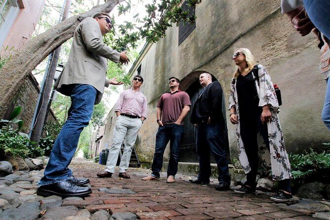 Charleston Historical Walking Tour: Pirates, Patriots, and More - An In-Depth Look at the Charleston Walking Tour