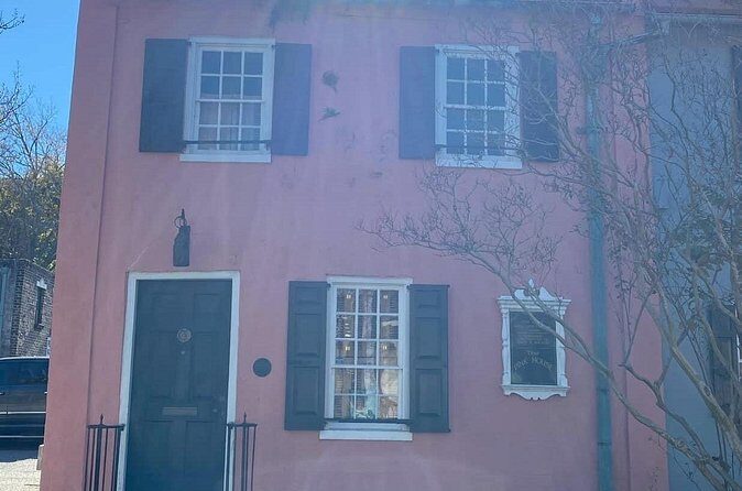 Charleston History Tour with 25 Years of Experience Veteran Guide - Key Points