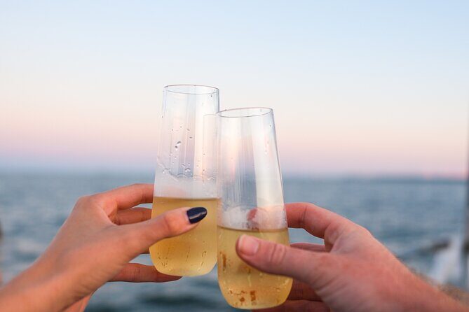 Charleston Iconic Sunset Sail - Lux Catamaran w/Bar & Bathrooms - Key Points