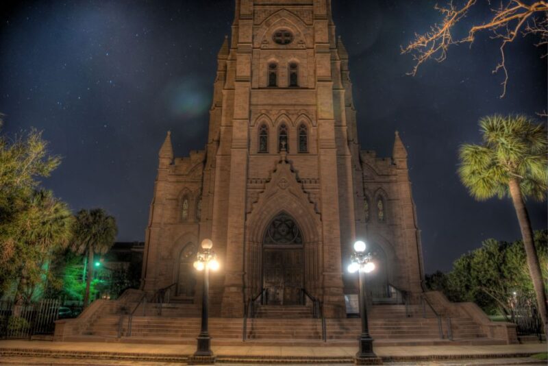 Charleston: The Ghosts of Liberty Guided Walking Tour - The Experience: Stories, Shadows, and Atmosphere