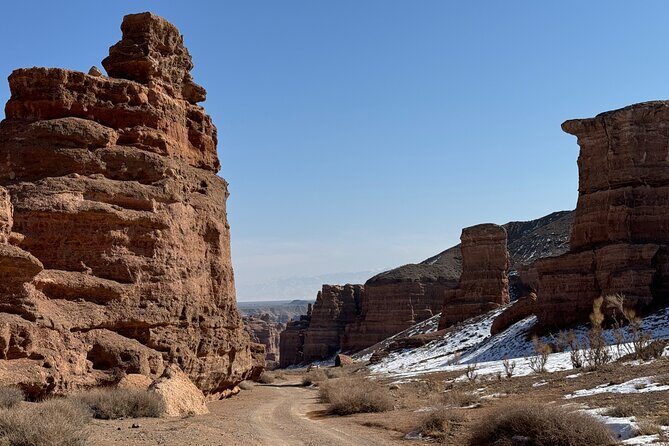 Charyn Canyon and Black Canyon 1 Day Private Tour - Detailed Review: What You Can Expect