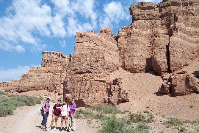 Charyn canyon - Exploring Charyn Canyon: A Closer Look