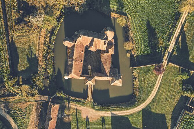 Château de Buranlure 1000 Years of History Heritage and Oenology - Who Should Consider This Tour?