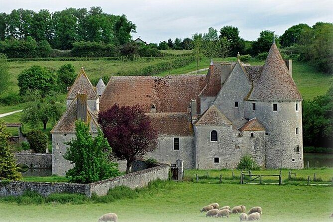 Château de Buranlure 1000 Years of History Heritage and Oenology - FAQ