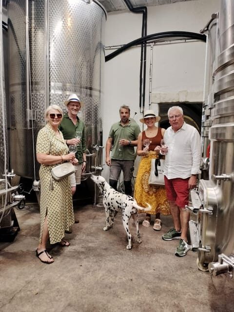 Châteauneuf-du-Pape: Exclusive Private Tour for Connoisseurs - Authentic and Valuable Insights