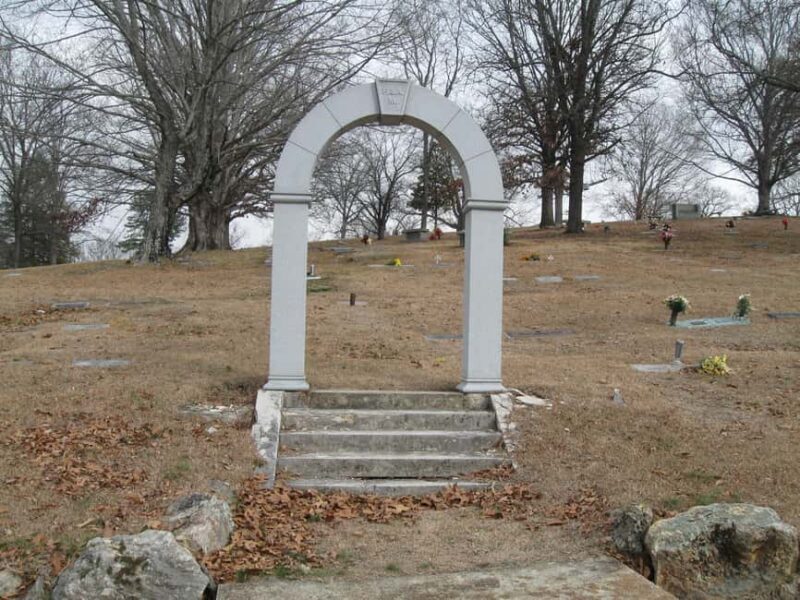Chattanooga: 18+ Only Cemetery Ghost Hunt With EMF Detector - Who Should Consider This Tour?