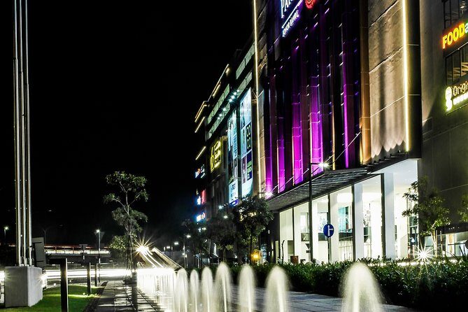 Chauffeur: Batu Pahat to Singapore Van Transfer - A Detailed Look at the Experience