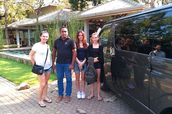 Chauffeur Driven Van (Large) Rental - What Is the Chauffeur Driven Van Rental?