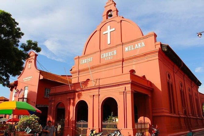 Chauffeur: Malacca to Singapore Car Transfer - A Detailed Review of the Malacca to Singapore Private Transfer