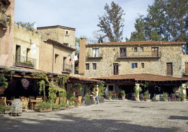 Chautla's Castle, Lavender Farm, and Valquirico Private Tour - The Value of the Experience