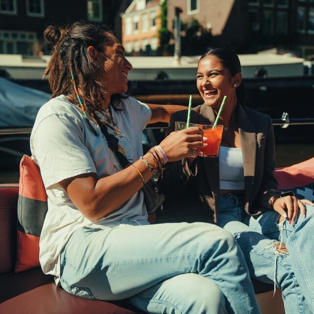 CHEESE AND DRINKS TOUR: A TASTE OF AMSTERDAM ON THE CANALS - An In-Depth Look at the Experience