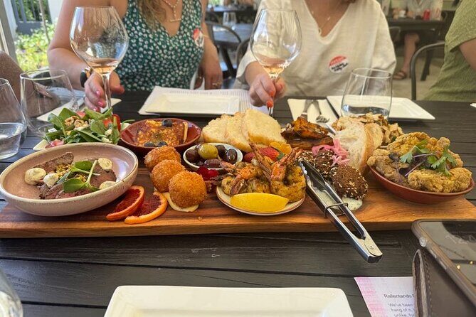Chefs Private Martinborough Wine Tour with lunch from Wellington - Key Points