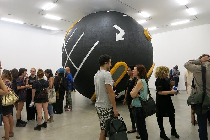 Chelsea Contemporary Art Tour with NYC Professional Art Critic - Authentic Traveler Experiences