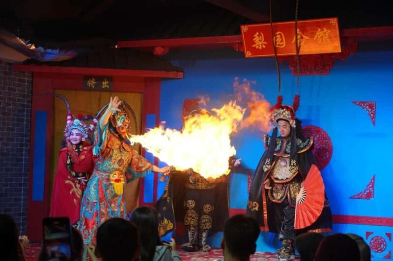 Chengdu: 2-Day Dujiangyan, Mount Qingcheng & Opera Tour - Who Should Consider This Tour?