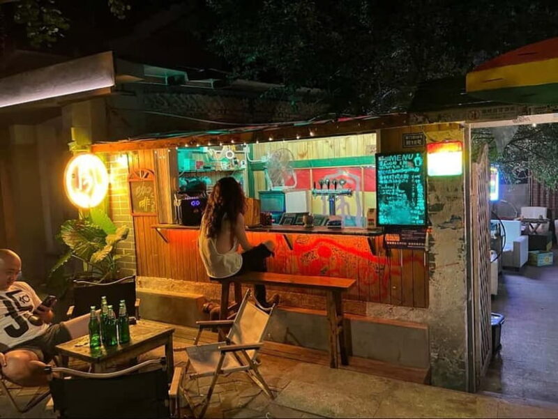 Chengdu: Baba-tea, Hotpot & Bar Local Lifestyle Tour - An Authentic Glimpse of Chengdu’s Laid-Back Lifestyle