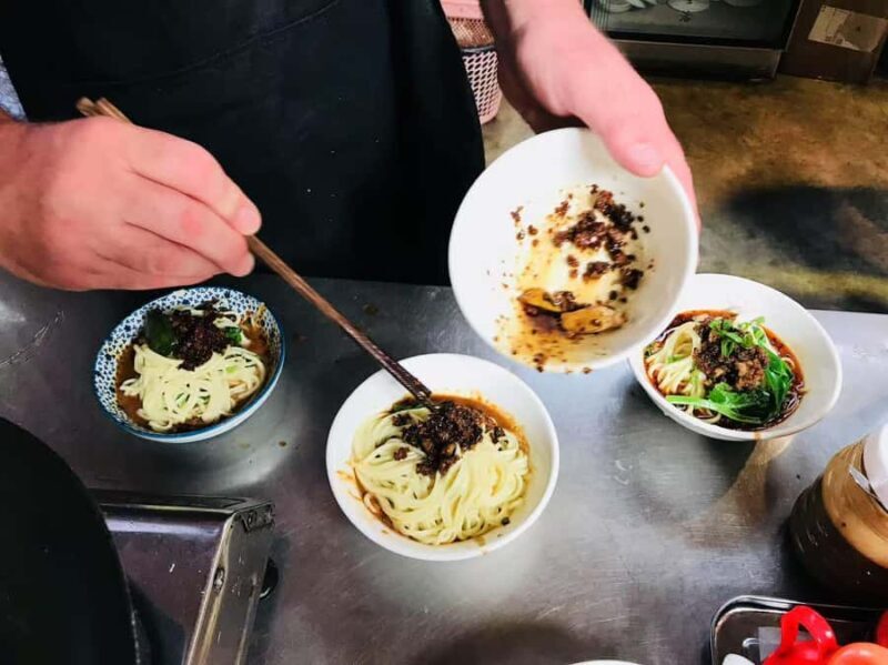 Chengdu: Dan Dan Noodles Cooking Class & Market Tour - Key Points