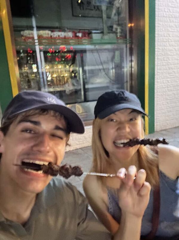 Chengdu Nightlife: Discover Hidden Bars with a Local Friend - Key Points