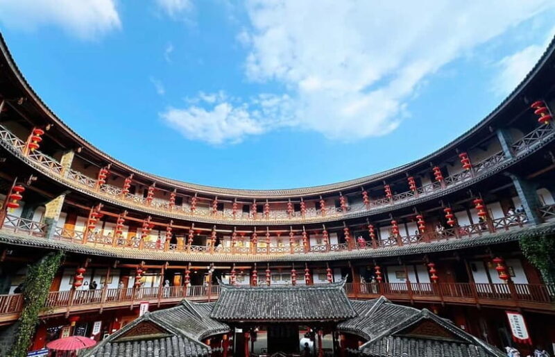 Chengdu Panda Base and Luodai Ancient Town One-Day Tour - Why This Tour Works