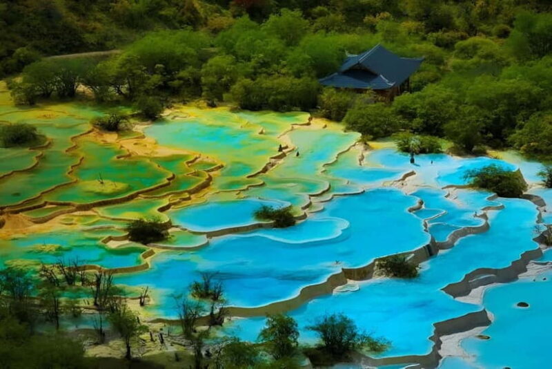 Chengdu: private 2-Day Huanglong Jiuzhaigou tour by train - Key Points