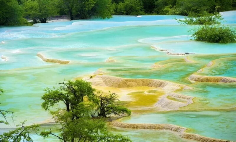 Chengdu: private 2-Day Huanglong Jiuzhaigou tour by train - The Practicalities and Value